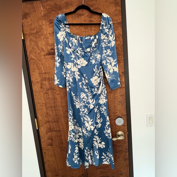 Reformation | Dresses | Reformation Mara Dress Blue And White Floral ...